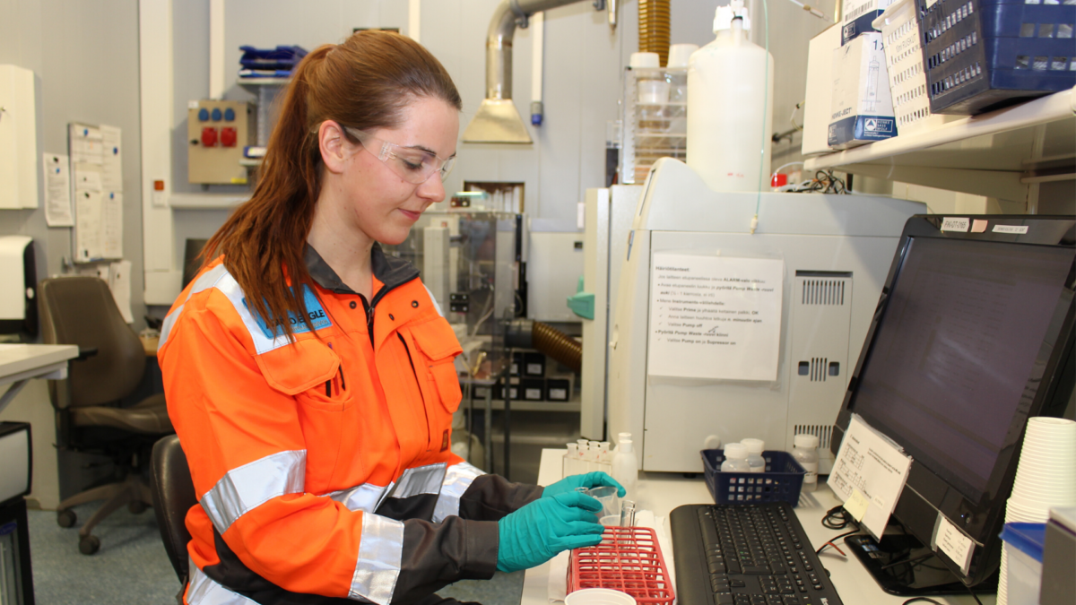 Summer work in a laboratory at the Kittilä mine – Agnico Eagle Finland